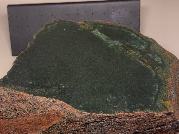 Wyoming Cinder Emerald/Pine Green Nephrite Jade for sale